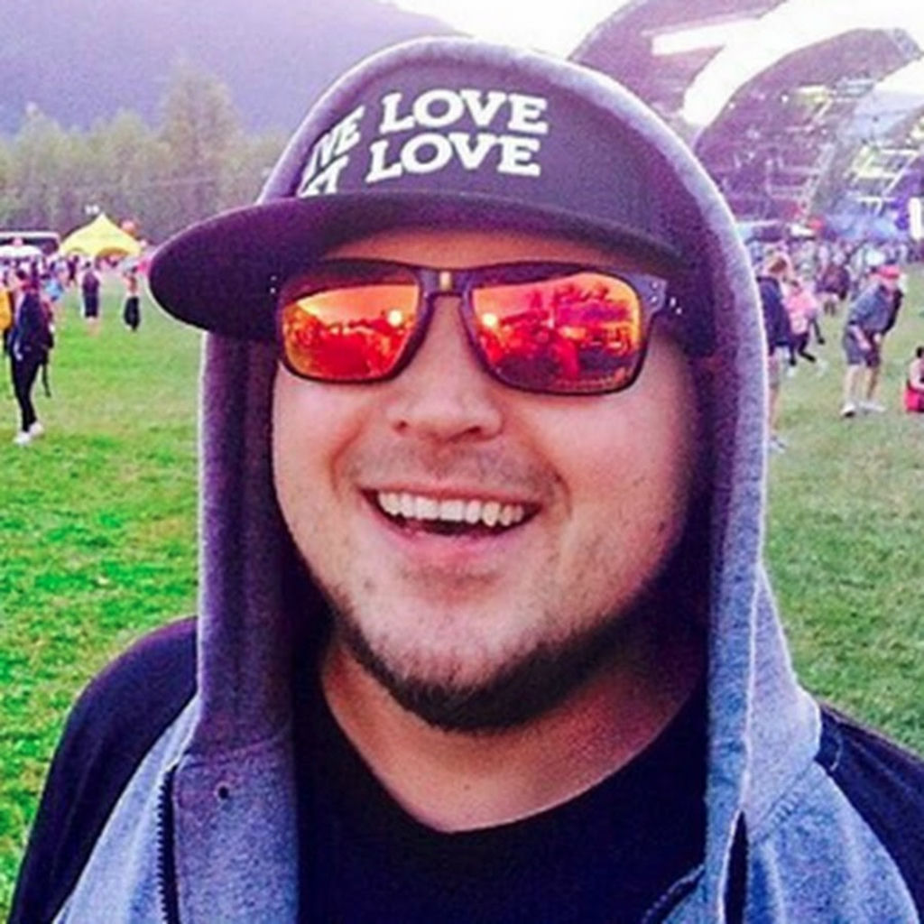 Johnny Cosmic Songs streamen | RTL+