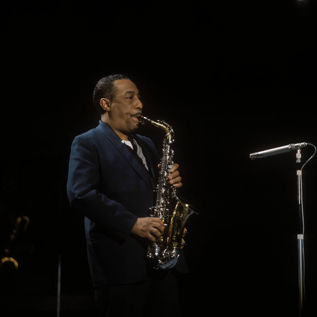 Johnny Hodges Songs streamen | RTL+