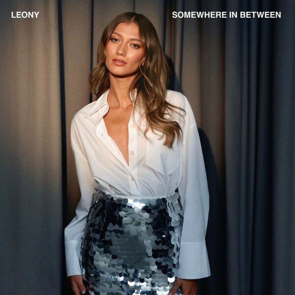Somewhere in Between - Leony (Album) | RTL+